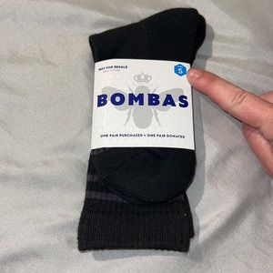 Bombas | Underwear & Socks | Bombas Crew Socks 4 Pack Sm Nwt Black ...